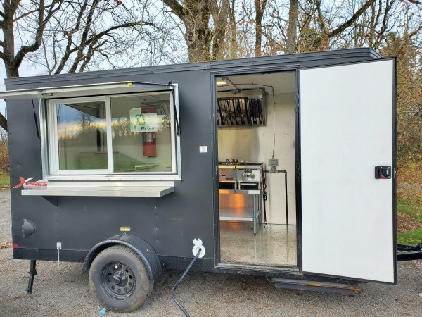Buy or Sell Food Trucks, Concession Trailers, Vending Machines, Mobile ...