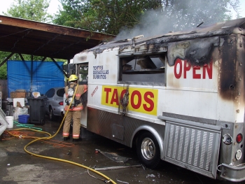 taco_truck_fire - UsedVending Food Trucks & Semi Trucks