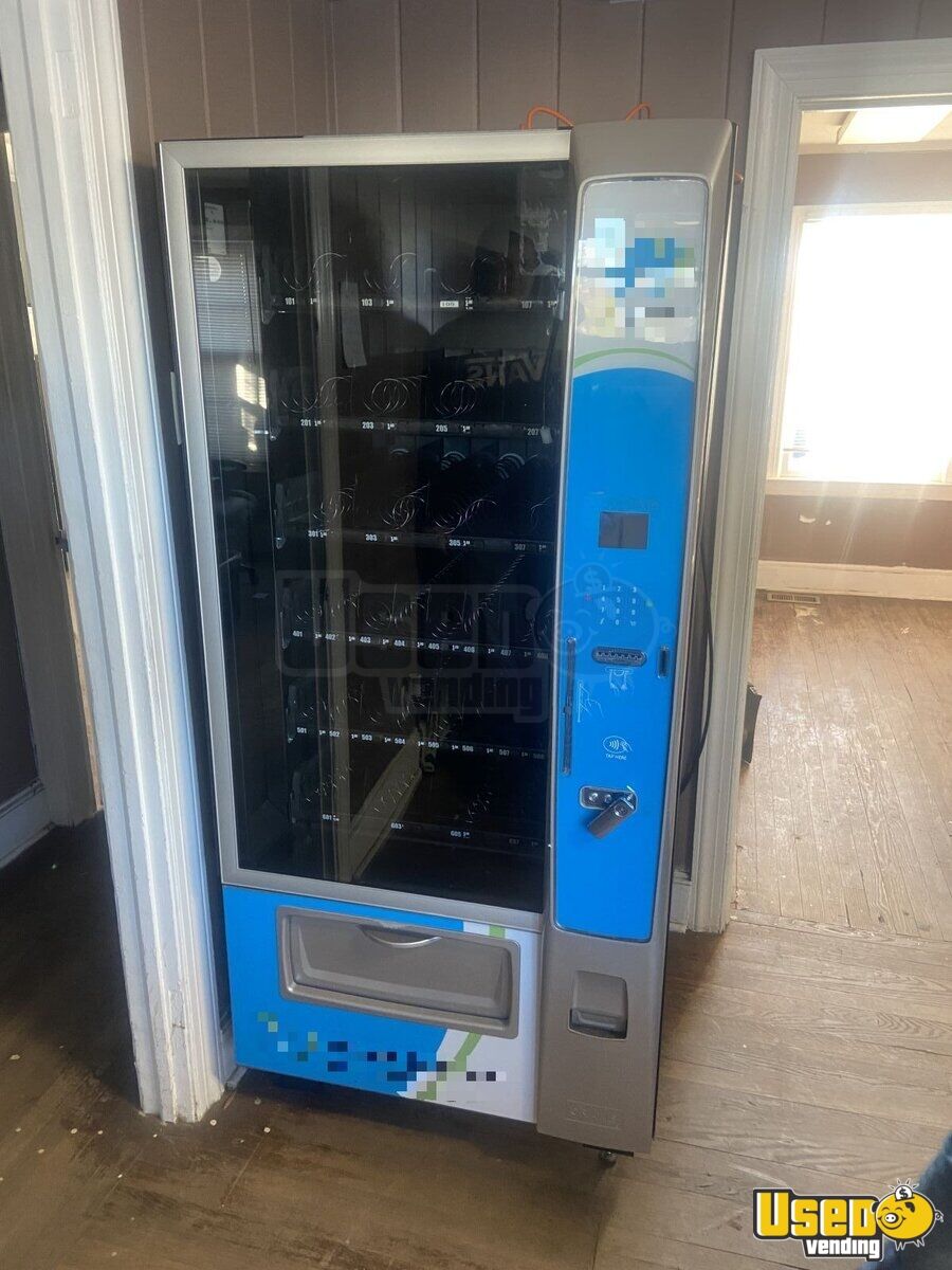 Crane National Vendors CN186D Snack Vending Machine For Sale in North ...