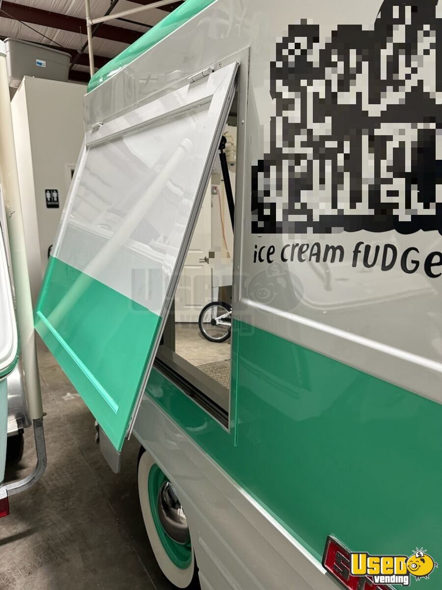 Fully Restored 1963 Vintage 12' Chevrolet C10 Step Van Vending Truck ...