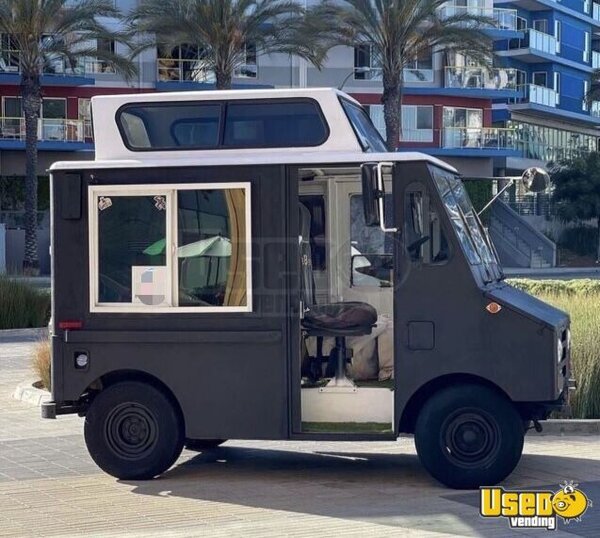 General FJ8C Mobile Retail Store Truck | Pop-Up Shop on Wheels for Sale ...