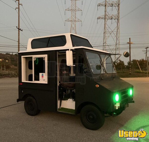 General FJ8C Mobile Retail Store Truck | Pop-Up Shop on Wheels for Sale ...