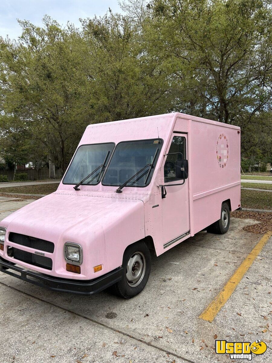 Vintage - 9.5' UMC Utilimaster Aeromate Ice Cream Truck | Mobile ...