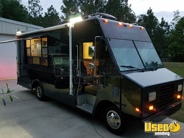Ready to Go Custom-Built Utilimaster C30 Mobile Cafe | Low Mileage ...