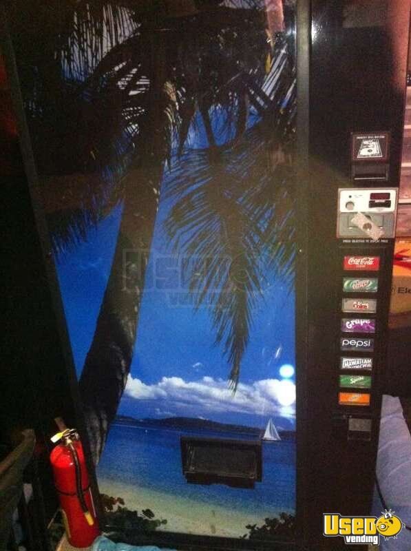 1996 Dixie Narco DNCB 501T/S11-8 | Dixie Narco Vending Machine