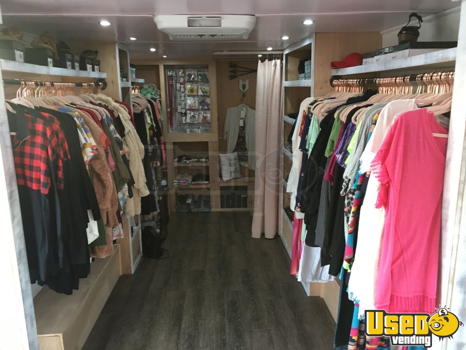 20' Mobile Boutique Trailer | Mobile Clothing Store on Wheels for Sale ...