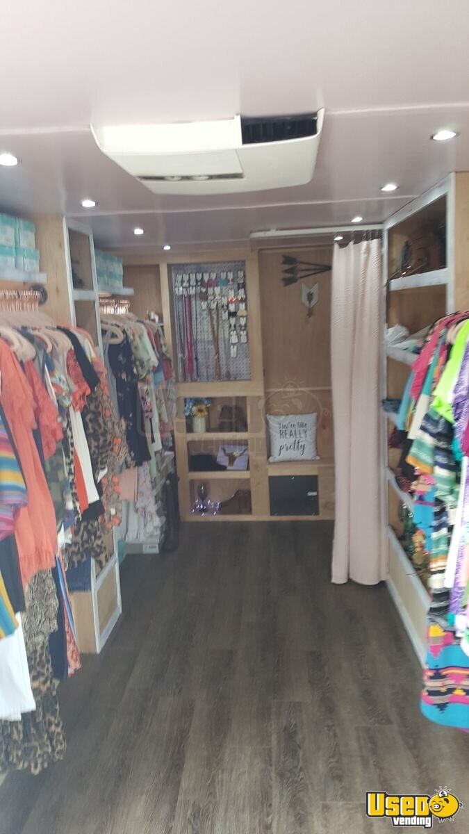 20' Mobile Boutique Trailer | Mobile Clothing Store on Wheels for Sale ...