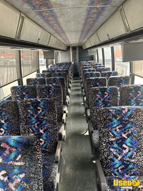 LOW MILES Prevost H3-41 Coach Bus | 48-Seater Passenger Bus with ...