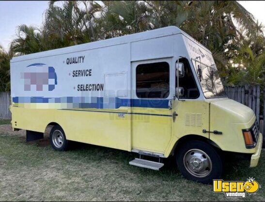 Used Chevy P30 Step Van | Used Tool Truck with Lift Gate for Sale in ...