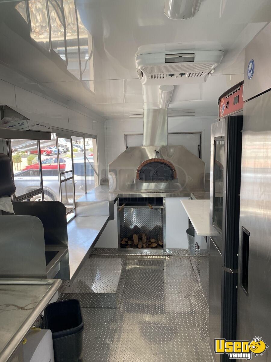 Used International P100 Step Van Wood-Fired Pizza Truck for Sale in Arizona