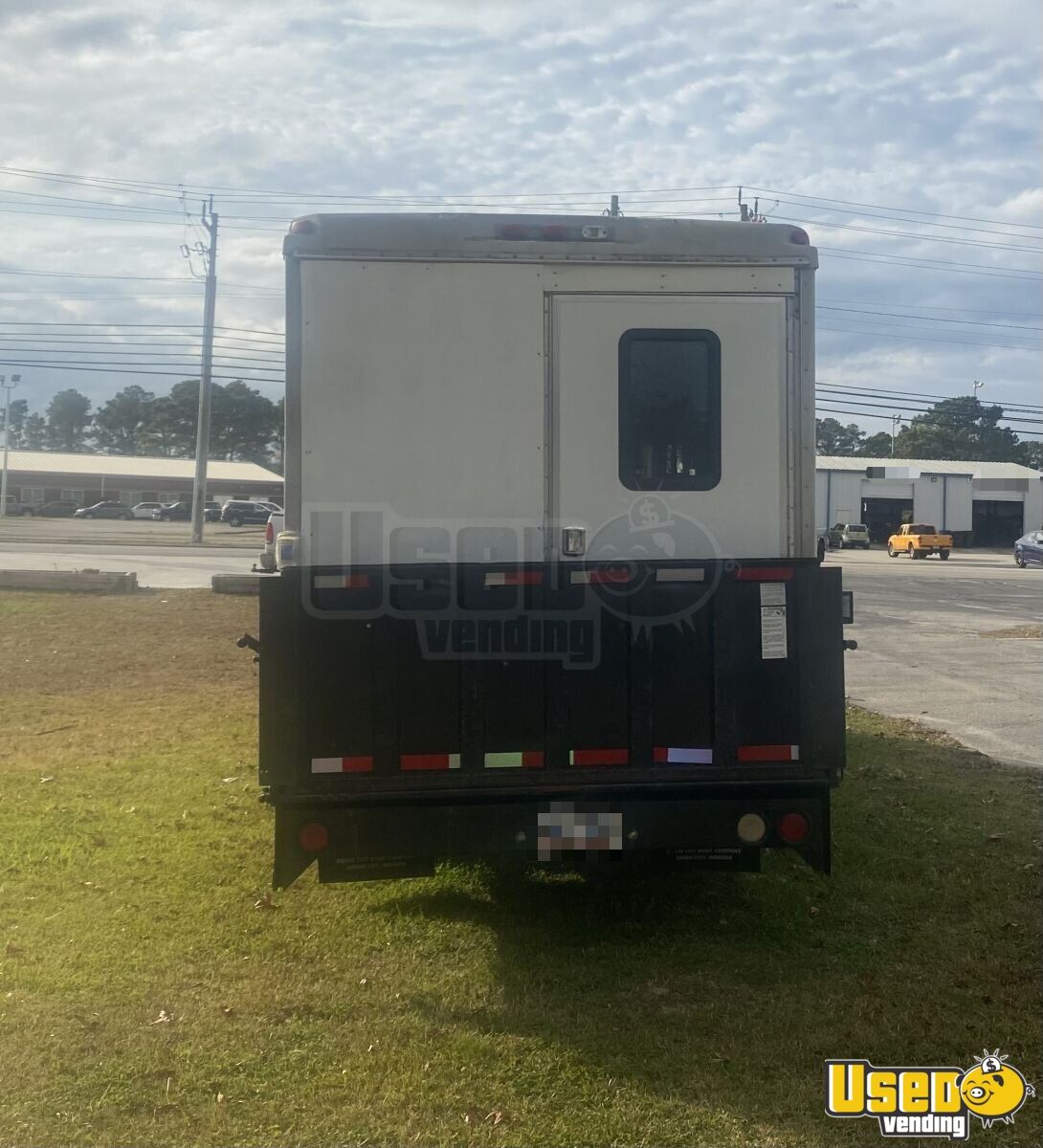 Ready to Outfit Workhorse P32 Step Van Empty Food Truck for Sale in ...