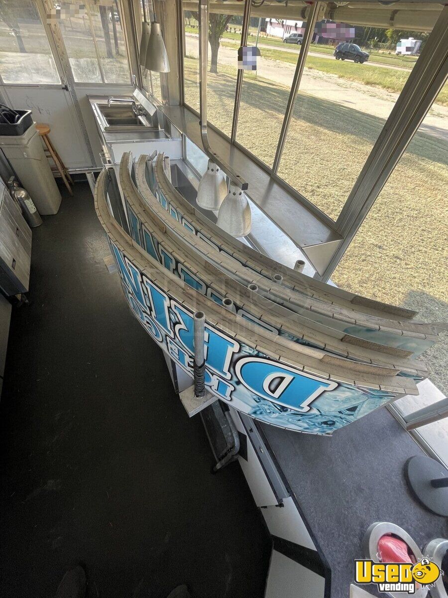 Head-Turning Used Mobile Carnival Food Concession Trailer for Sale in ...