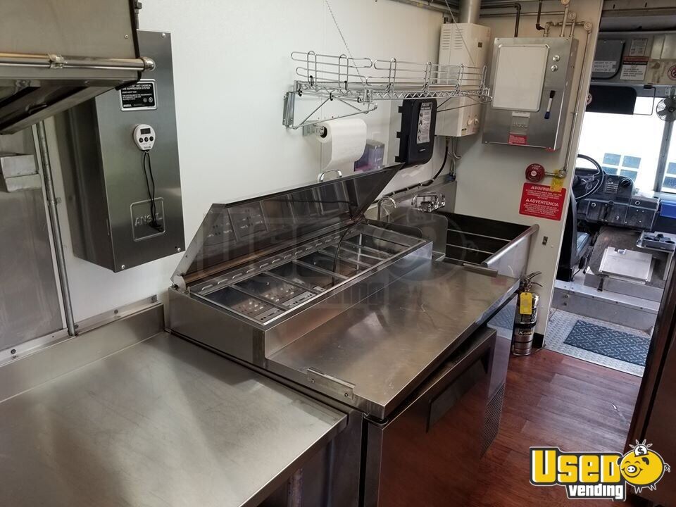 Turnkey Freightliner Utilimaster 18' Stepvan Kitchen Food Truck for ...