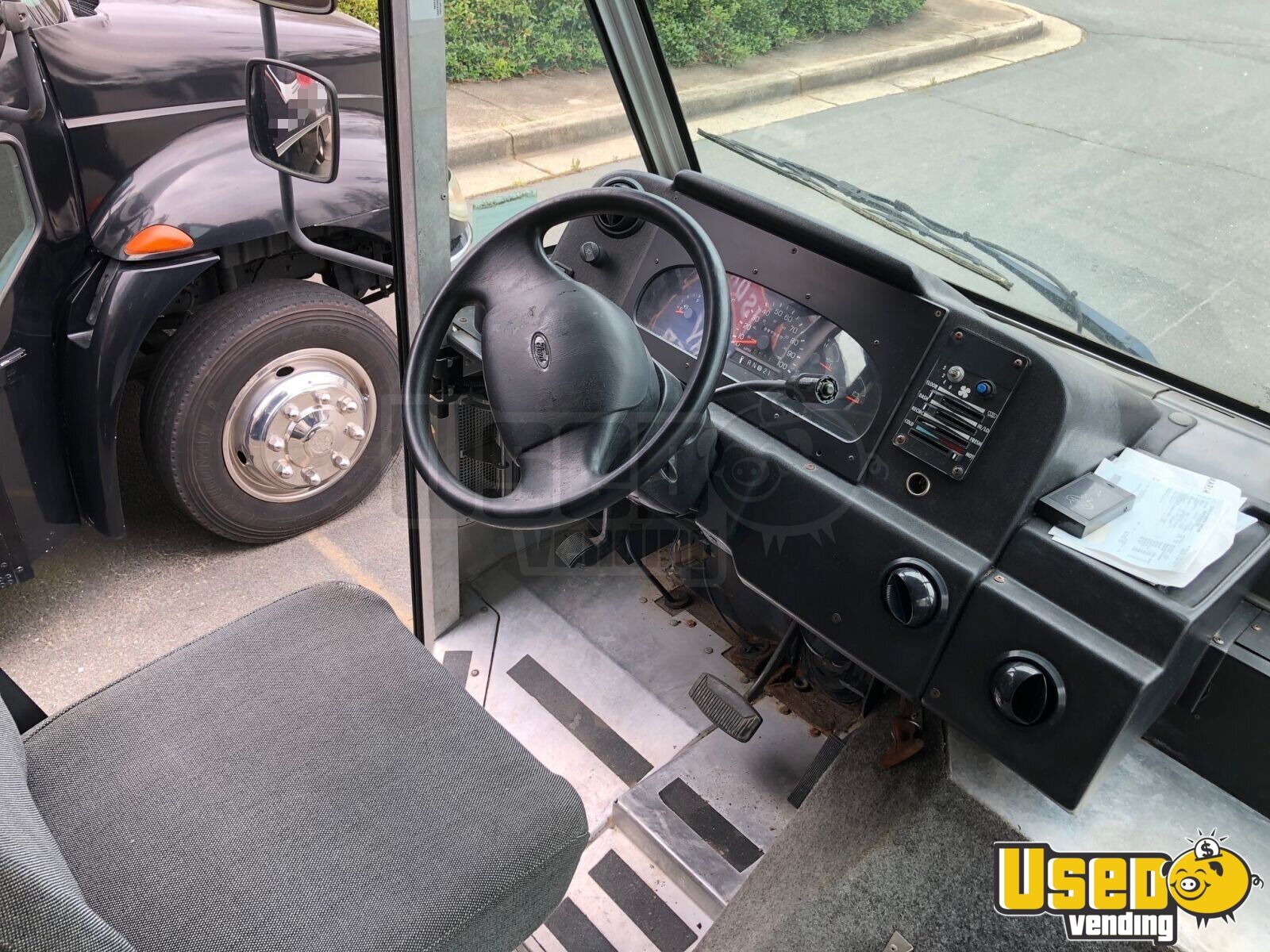 Ready to Convert 2000 Ford Utilimaster E350 18' Empty Step Van for Sale ...