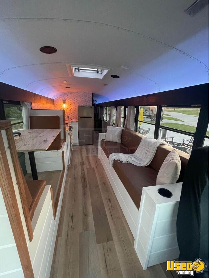 Beautifully Built - 2001 Blue Bird Thomas Skoolie Bus | Luxury Mobile ...