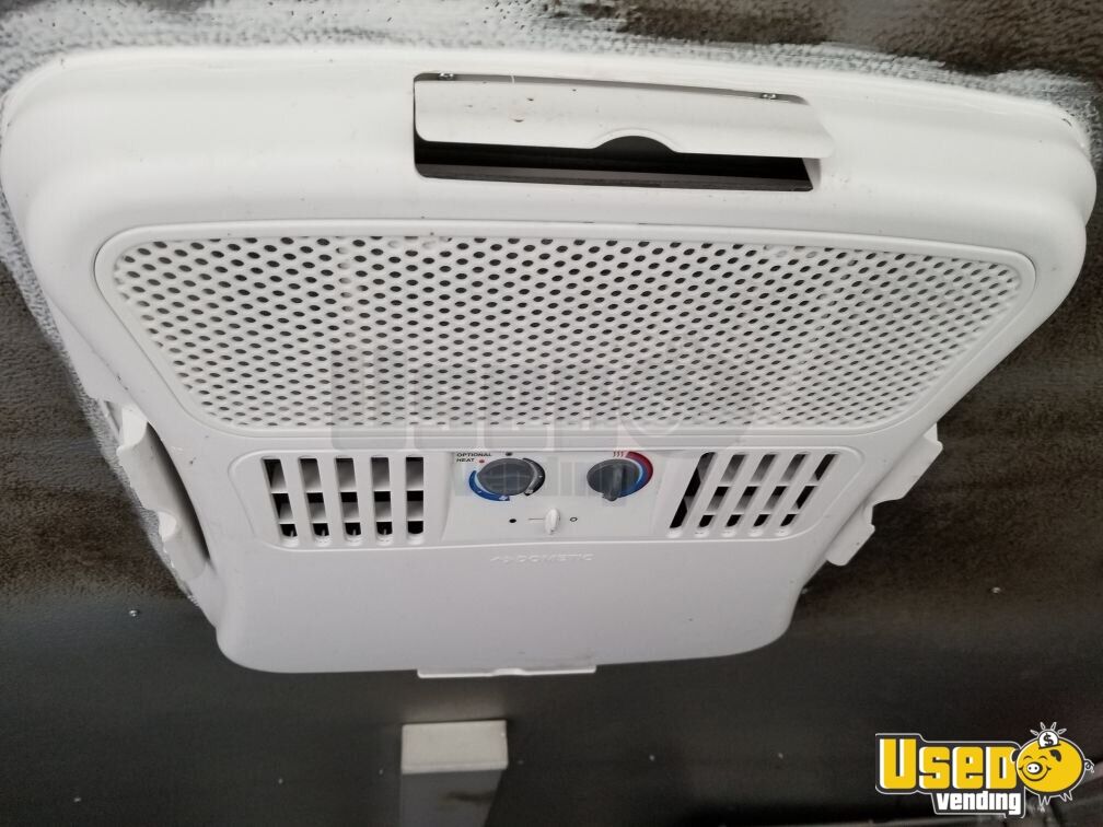 2001 - 28' Freightliner TK Diesel Step Van Food Truck | Used Mobile ...