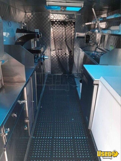 2002 Chevrolet P30 Workhorse Step Van Coffee & Beverage Truck for Sale ...