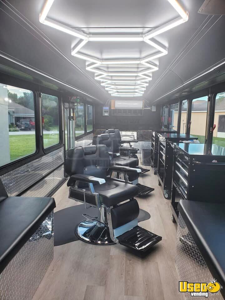 2003 - Mobile Hair Salon Bus/ Mobile Barbershop Trucks for Sale in Florida