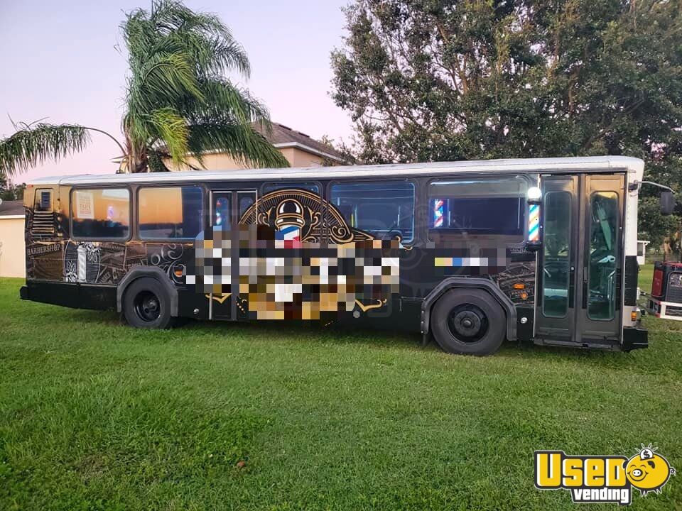 2003 - Mobile Hair Salon Bus/ Mobile Barbershop Trucks for Sale in Florida