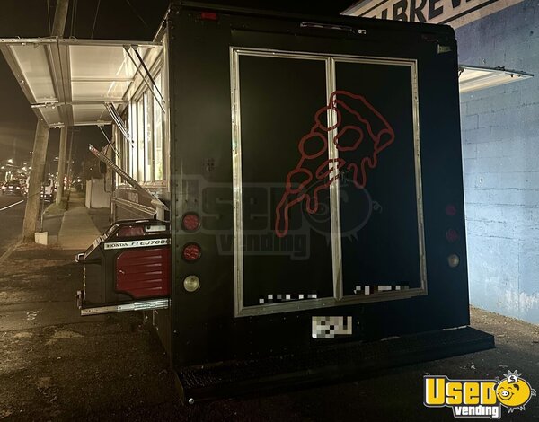 2003 - 27' Custom Freightliner MT35 Wood Fired Pizza Truck w/ Brand New ...