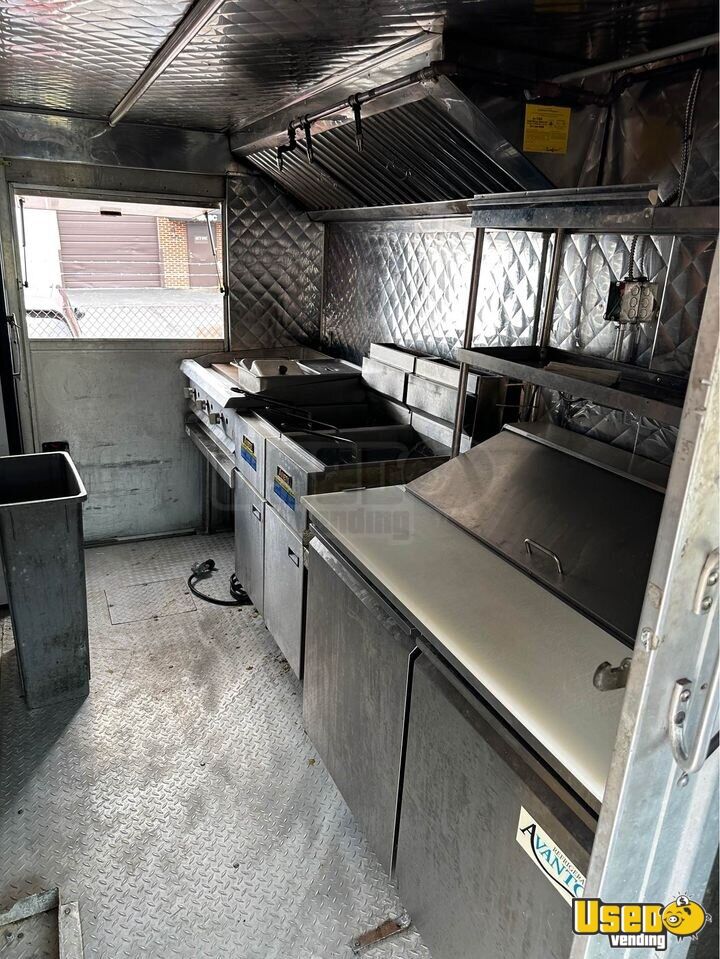 Ready to Serve - 2003 Chevrolet Step Van Kitchen Food Truck for Sale in ...