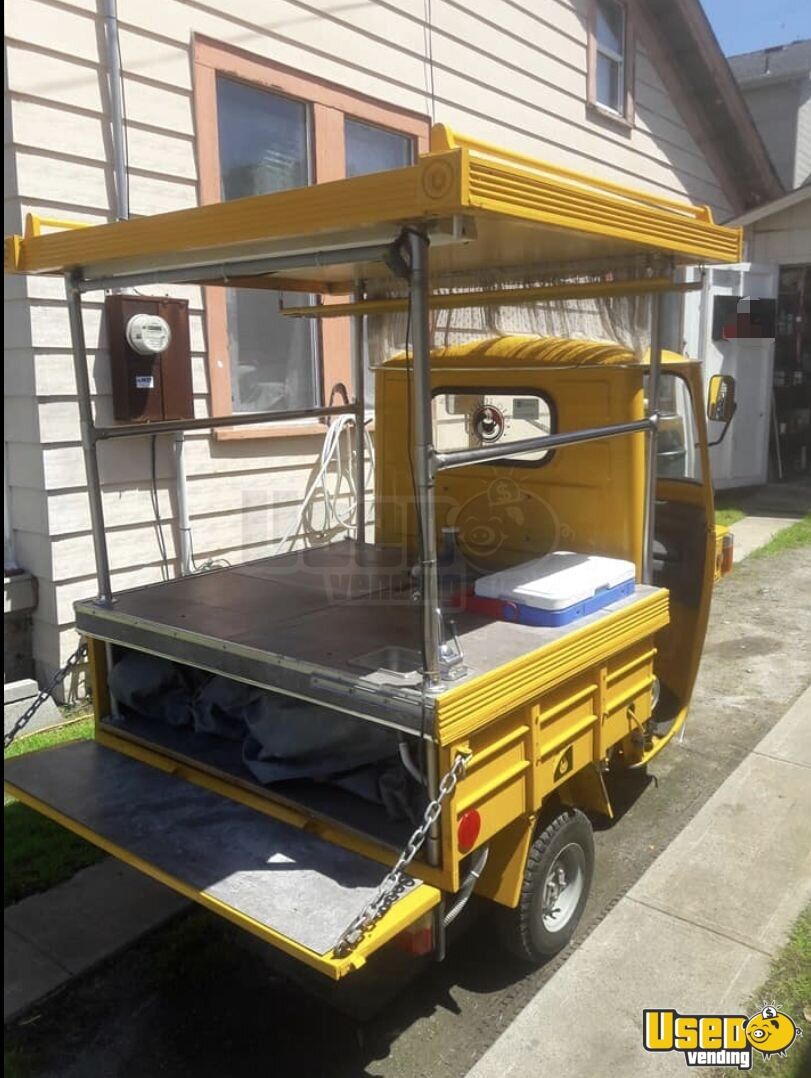 2004 Bajaj FE 4 Stroke Piaggio Ape Mobile Business Unit | Mini Retail ...