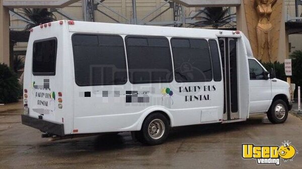 2004 Ford F-450 Mobile Party Bus | Special Events Bus for Sale in Louisiana