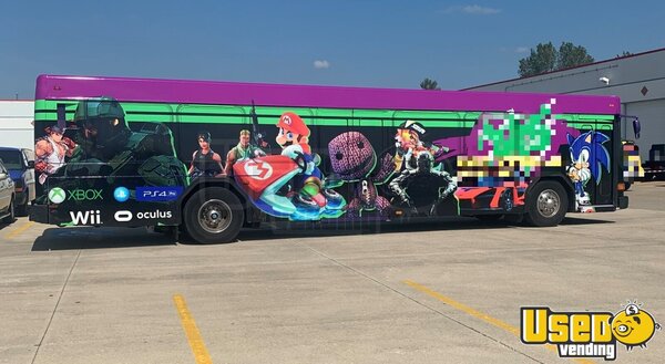 Huge - 2004 GILLIG Mobile Gaming Party Bus | Video Game Truck for Sale ...