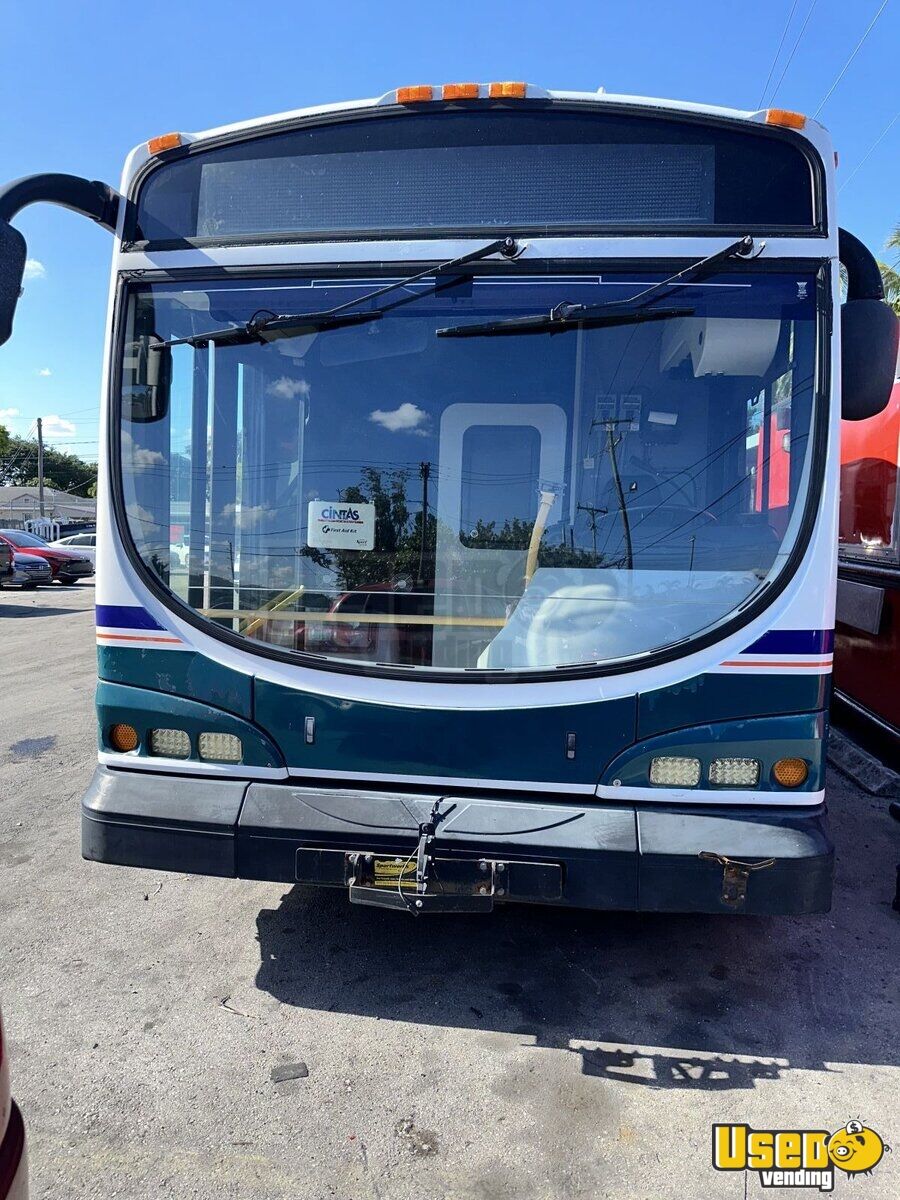 Huge 2005 OPTIMA Opus Party Bus | Private Events Bus with Nice Interior ...