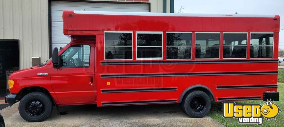 Non-CDL 2006 Ford F450 Shuttle Bus | Ready to Go Used Tour Bus for Sale ...
