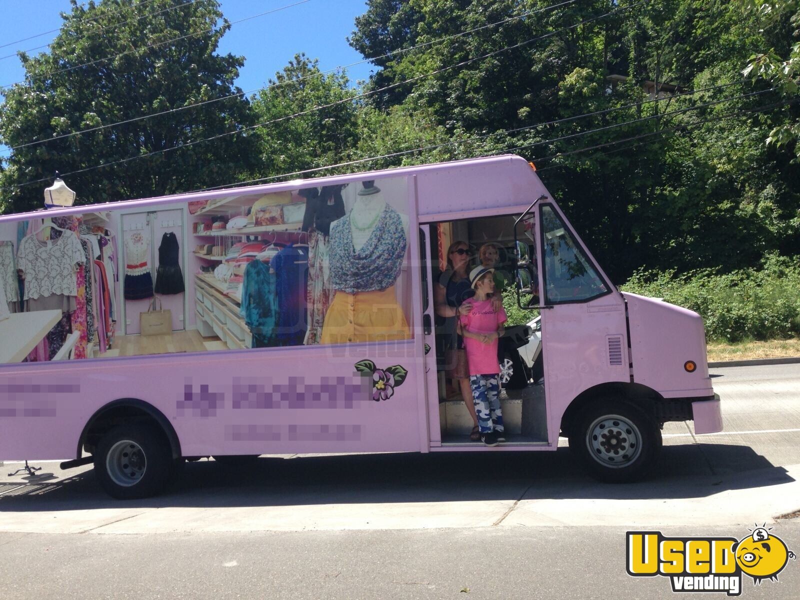 Mobile Retail Trucks
