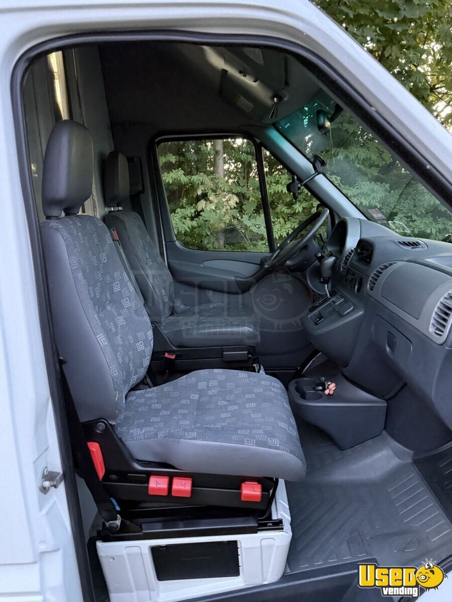 2006 Dodge Sprinter Mobile Grooming Van | Hanvey Conversion Dog ...