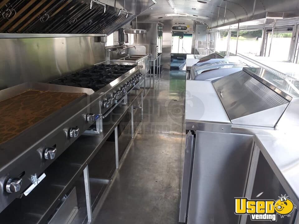 Fully-Equipped 2006 Blue Bird 35' Kitchen and Catering Bustaurant for ...