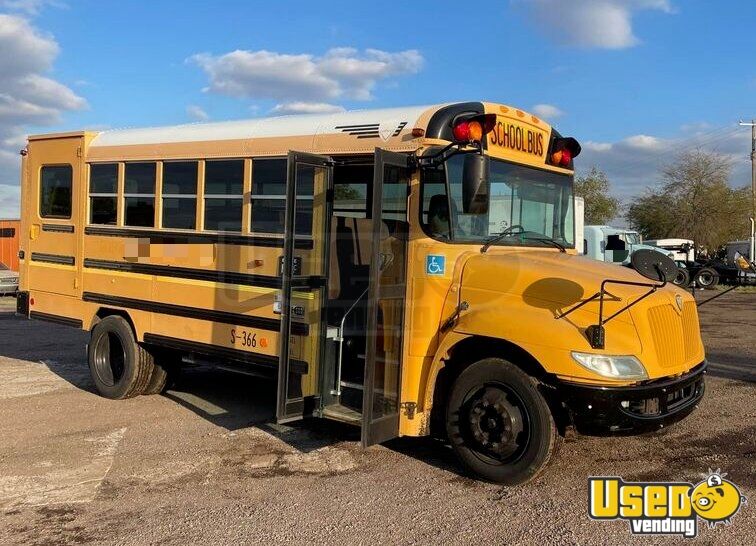 School Bus Ic Ce 2009