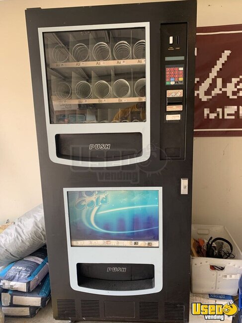 2008 Gaines VM750 Snack and Cold Drink Combo Vending Machine For Sale ...