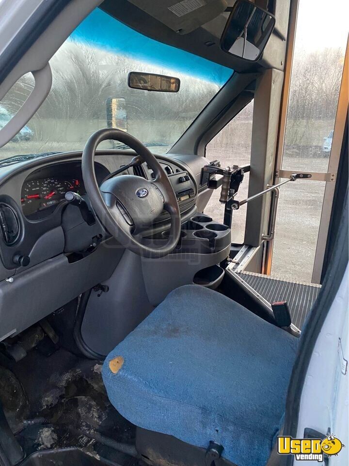 2009 - Ford Econoline Diesel Shuttle Bus with Wheelchair Lift for Sale ...
