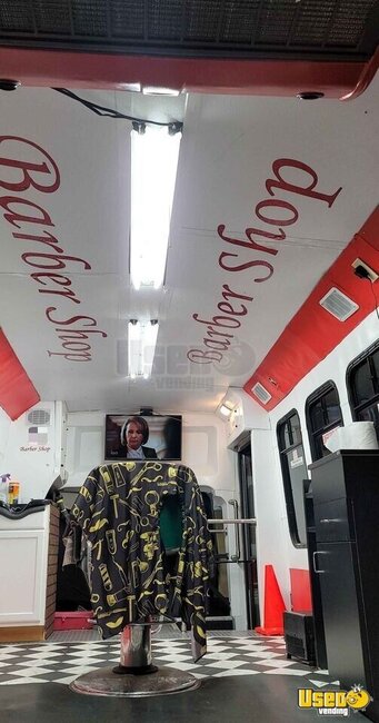 2009 Ford F-350 Mobile Barber Shop Truck | Barber Shop on Wheels for ...