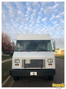 Fleet Maintained 2009 22' Workhorse W62 Used Mobile Boutique ...