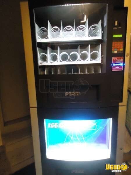 RS800/850 Vending Machiine - Snack Soda Combo - Used RS800/850 Machine