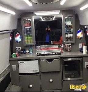 2010 - 19' Mercedes Benz Diesel Sprinter Mobile Barbershop Van for Sale ...