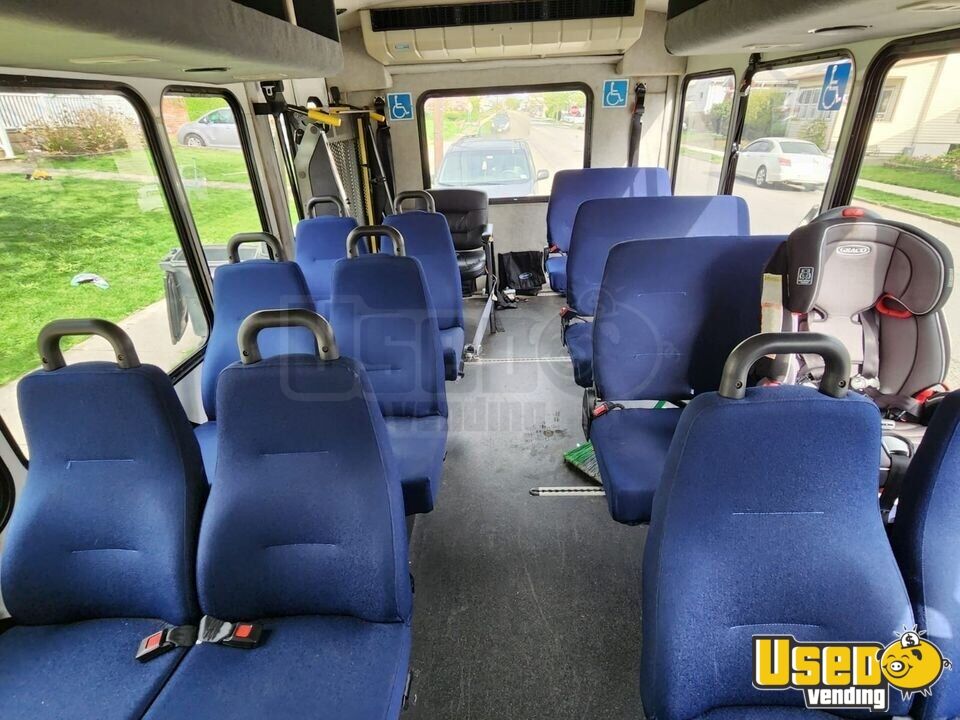 2012 Ford F450 Super Duty Shuttle Bus with Wheelchair Lift for Sale in ...