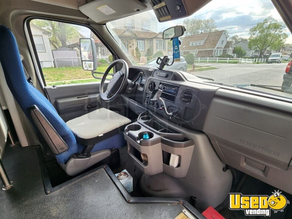2012 Ford F450 Super Duty Shuttle Bus with Wheelchair Lift for Sale in ...