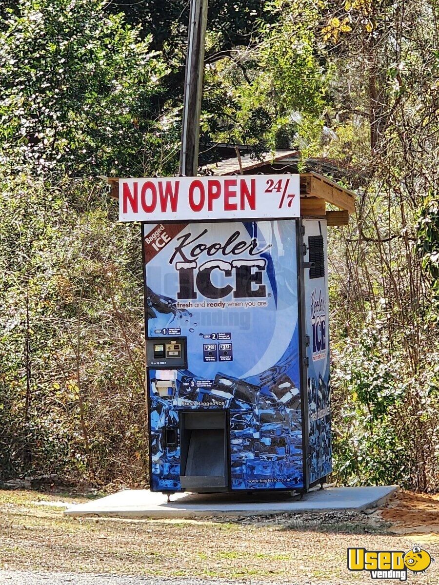 2012 Kooler Ice Model IM1000 Bagged Ice Vending Machine For Sale in Alabama
