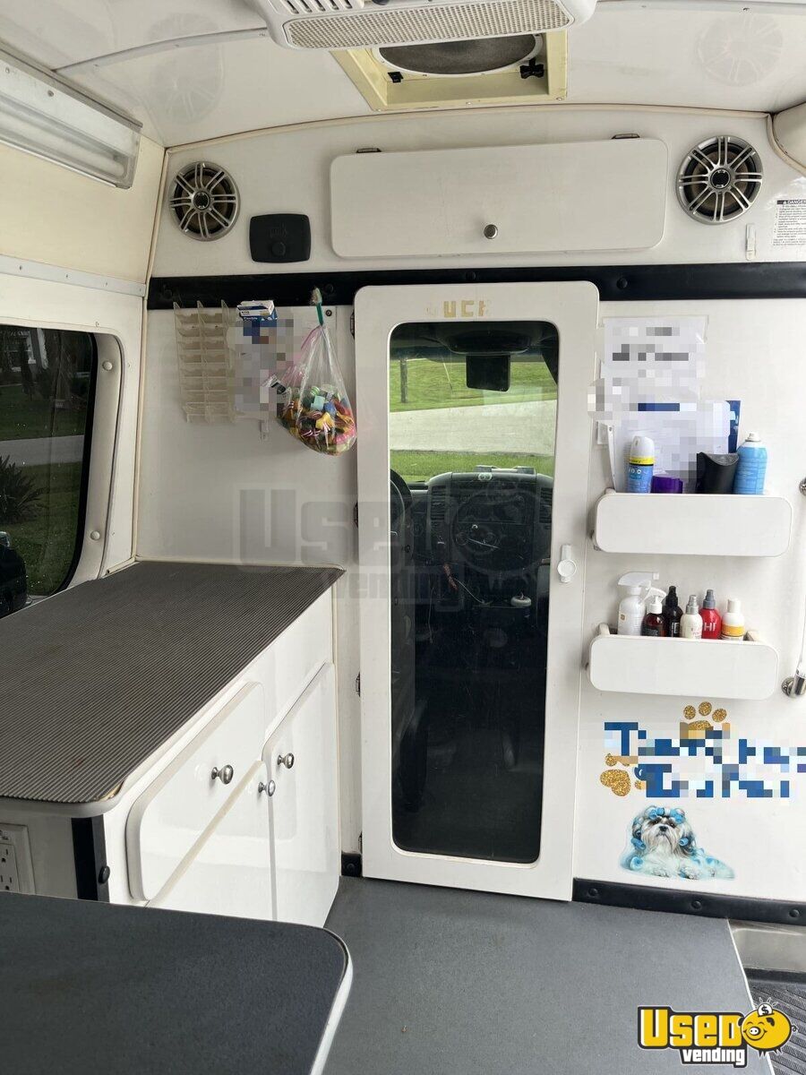 2013 Supreme Groom Van Wagn’tails | Mercedes Sprinter 350 Van Turnkey ...