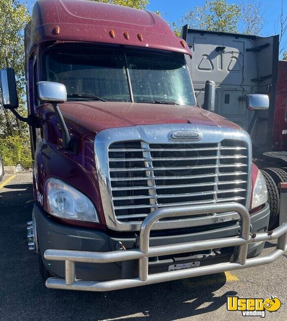 Ready to Work 2014 Freightliner Sleeper Cab Semi Truck Detroit DD15 for ...
