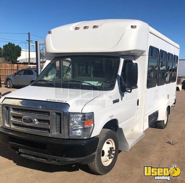 2015 Ford Econoline Shuttle Bus with Wheelchair Lift for Sale in California