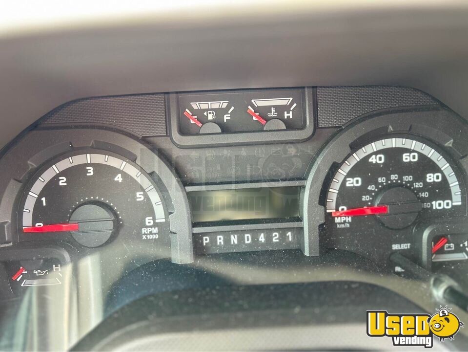 2017 Ford E-450 Super Duty Cutaway 24-Seater Shuttle Bus for Sale in Texas