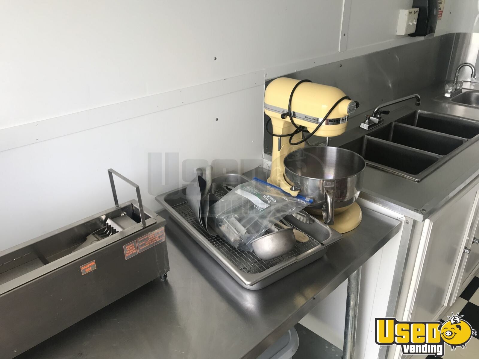 Loaded Immaculate 2017 Cargo 7' x 14' Mini Donut Concession Trailer for ...