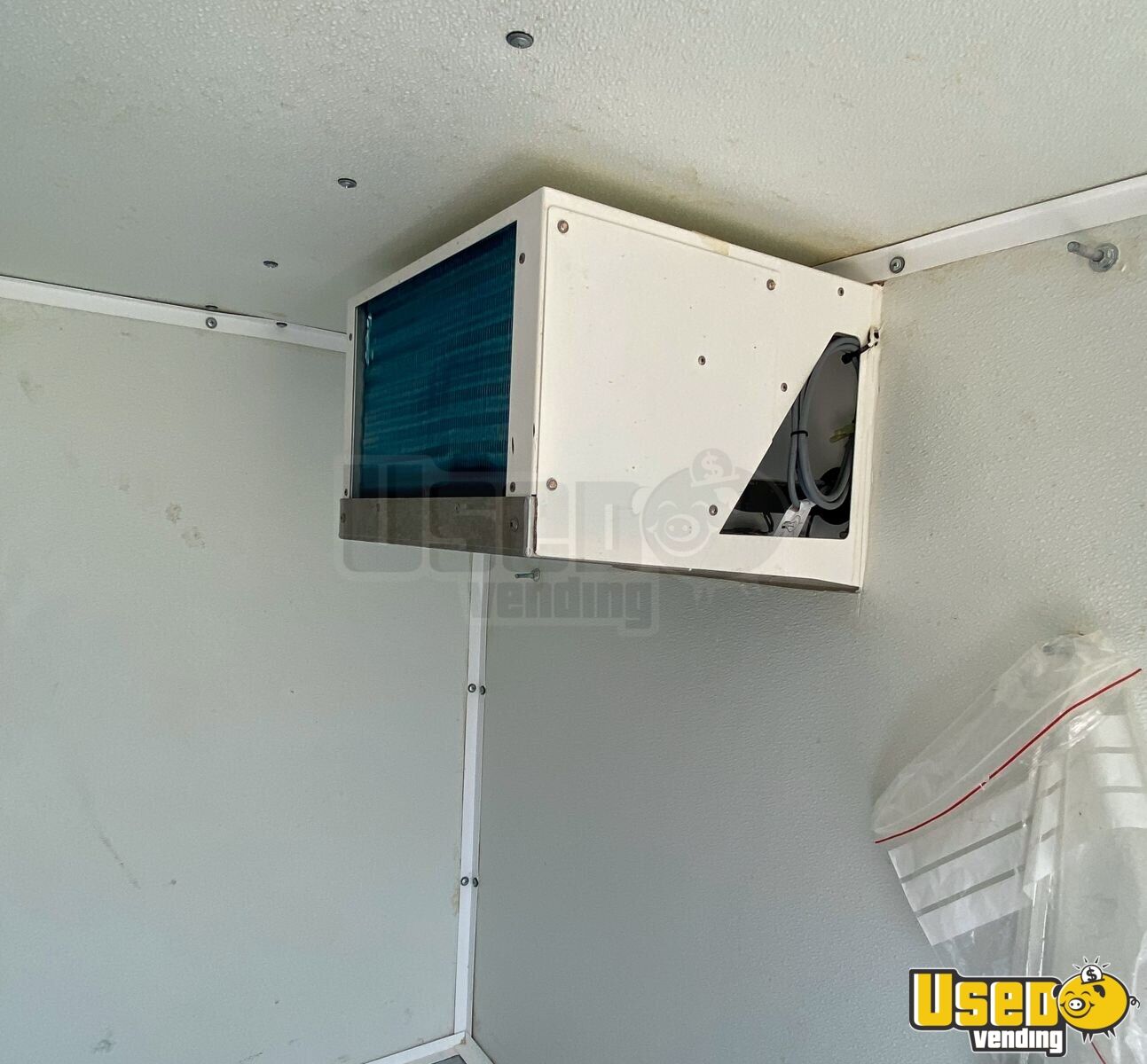 Charming 2018 - 8' x 16' Custom Built Draft Vintage Camper Style ...