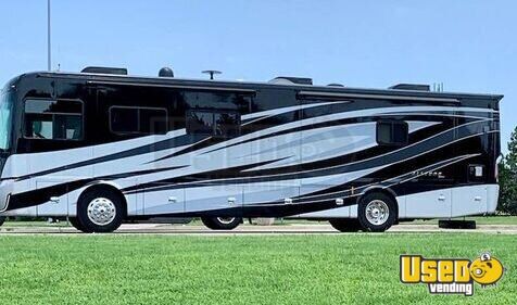 2019 Tiffin Allegro 39' Diesel Motorhome Bus with 2018 Chevy Crew Cab ...